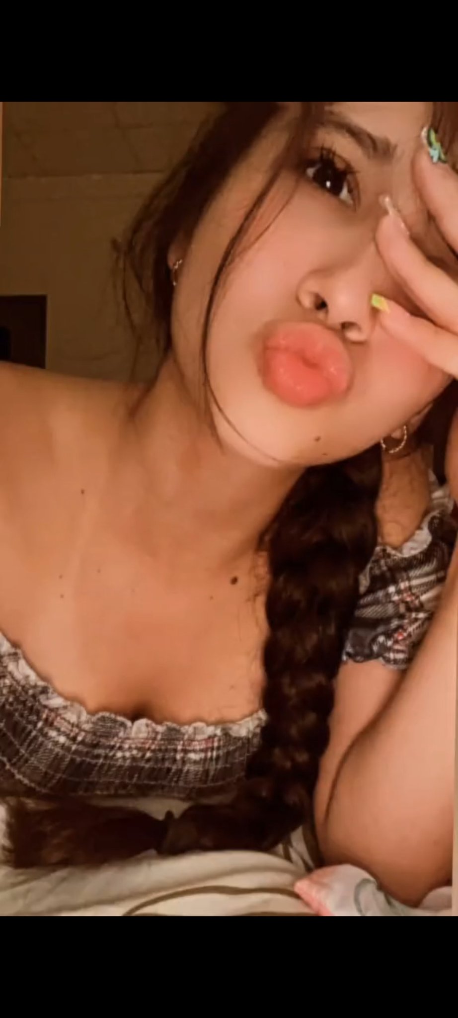 nicoll 🧙🏼‍♀️ on Twitter: "Besito de buenos días 😘 https://t.co/6GcN4hOemo" / Twitter