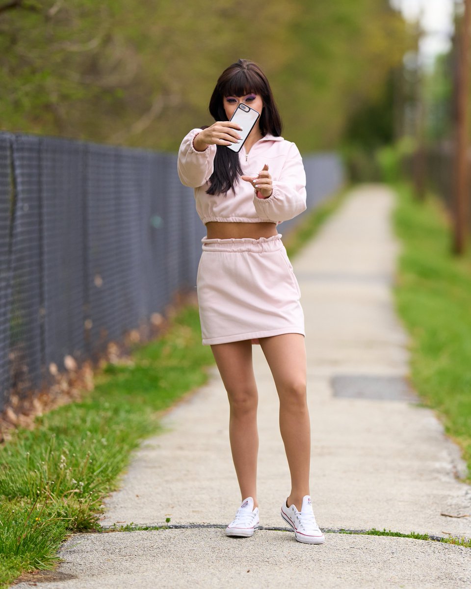 Cecils Pantyhose On Twitter Lilmizz Hanging Out Wearing Some Very
