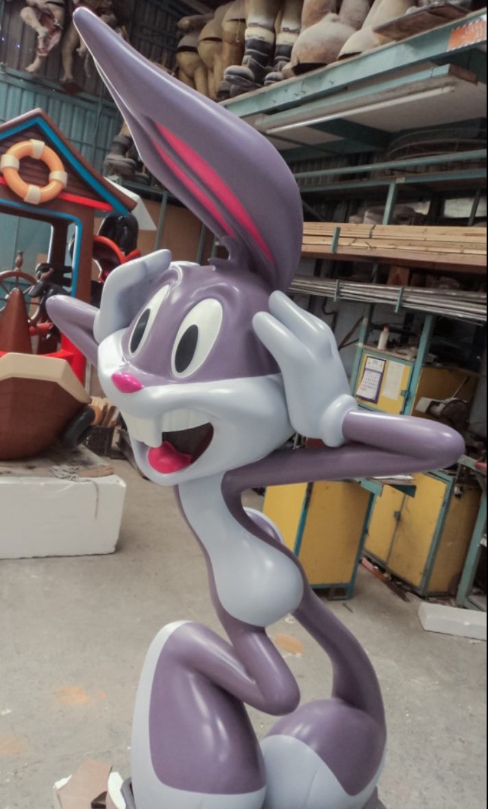 The art of TLTS and Wabbit on Twitter: "I really wish I owned that set of Bugs merch lol"