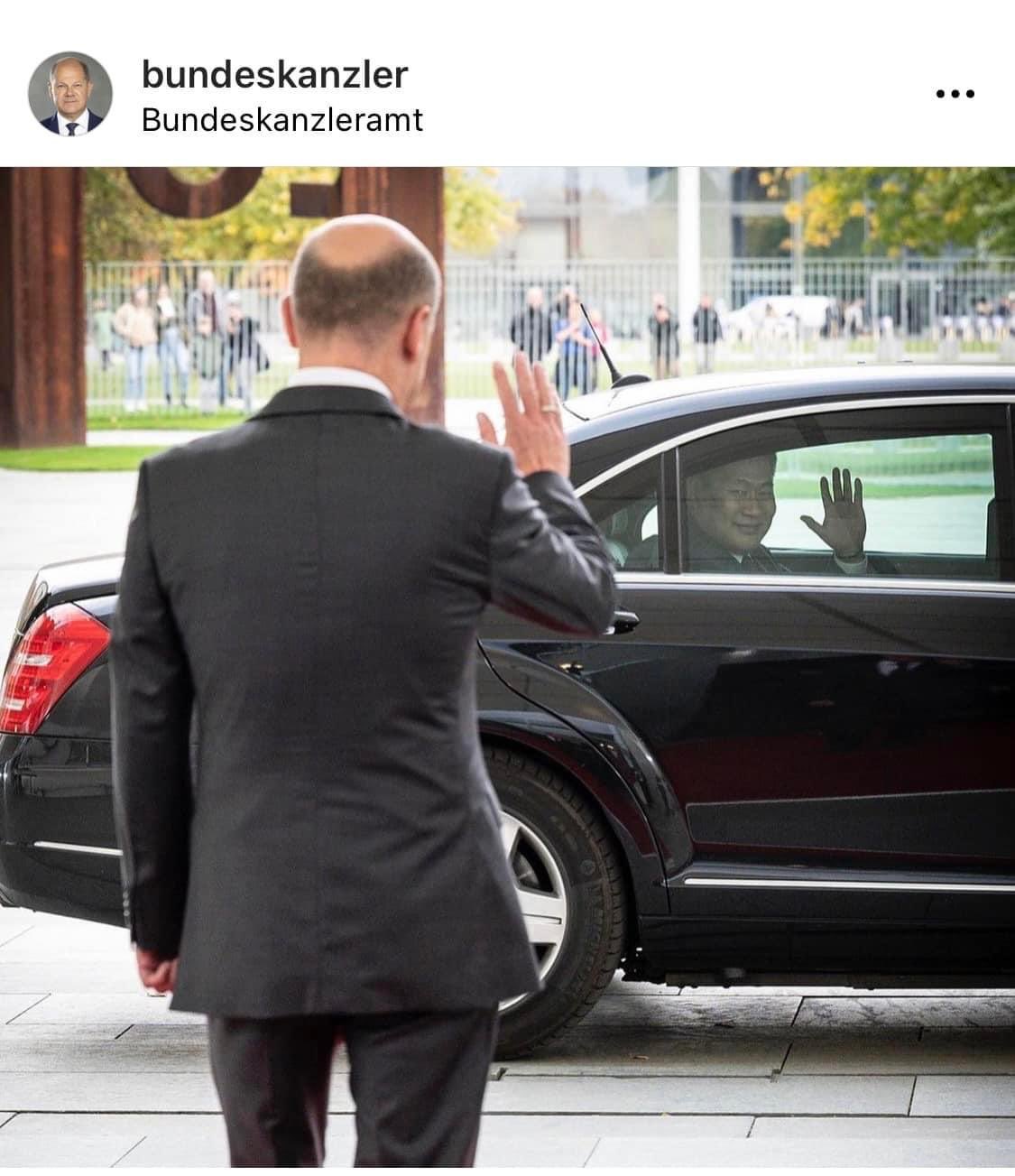 Монголын ЗАЯА 🙋‍♀️ On Twitter Германы канцлер сэтгэл дүүрэн манай ЕС ыг үдэж байна Өөрийн