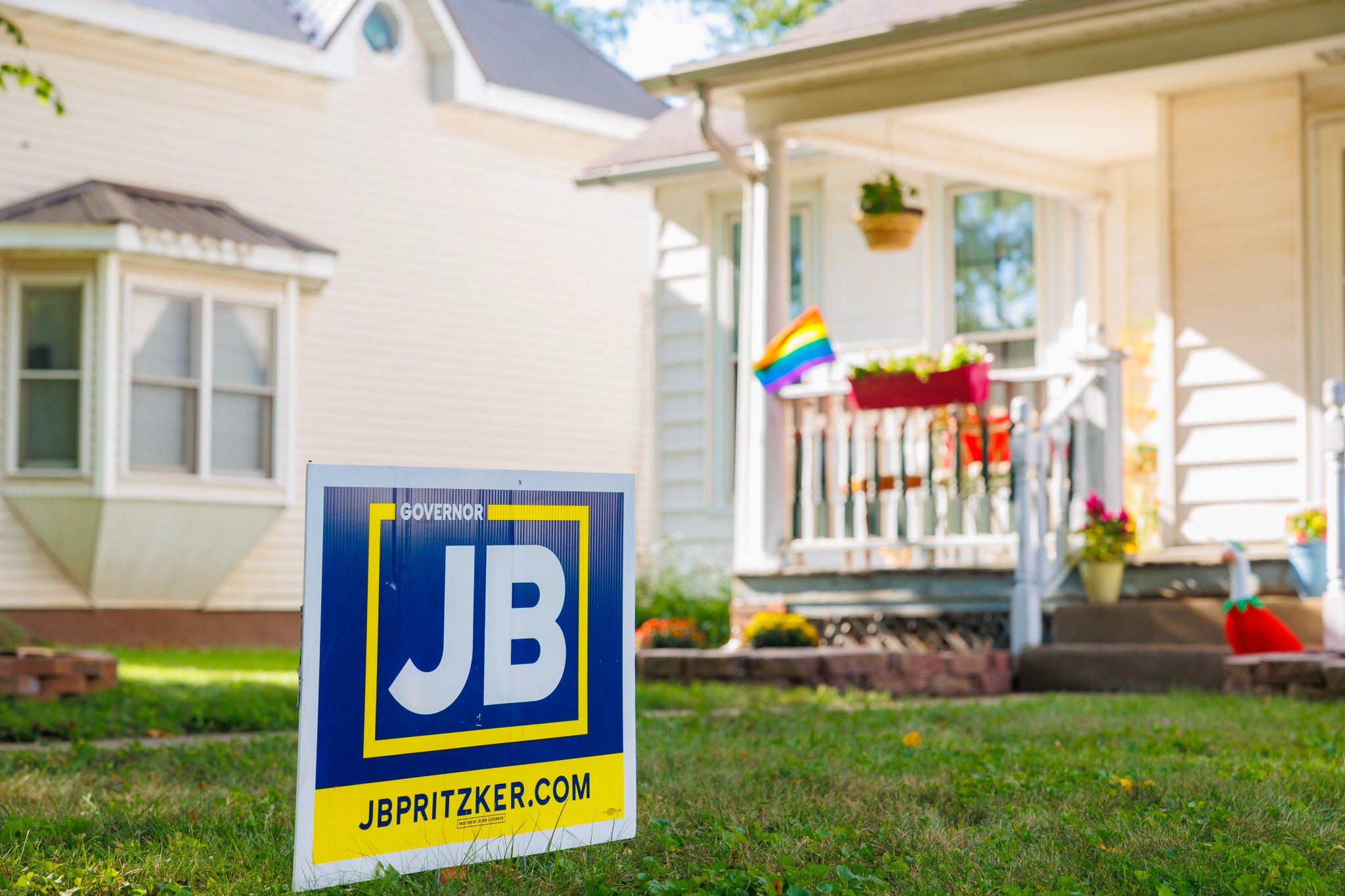 Team JB on Twitter: "Have you gotten your @JBPritzker yard sign yet? Get yours today at https ...