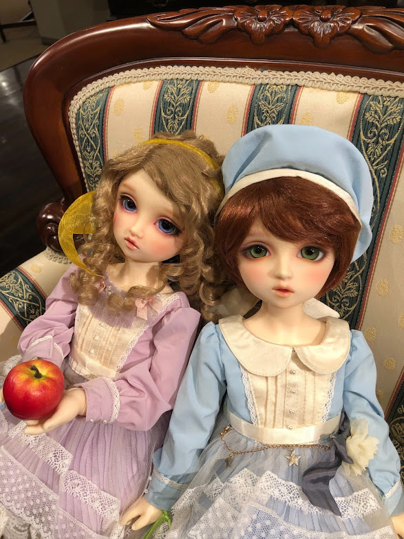 ボークス スーパードルフィー 公式 on Twitter: "【天使の里】 本日もDear SDをお迎えいただけます。 ご購入は天使の里 地下一階・控えの間にて スタッフまでお声がけください ...