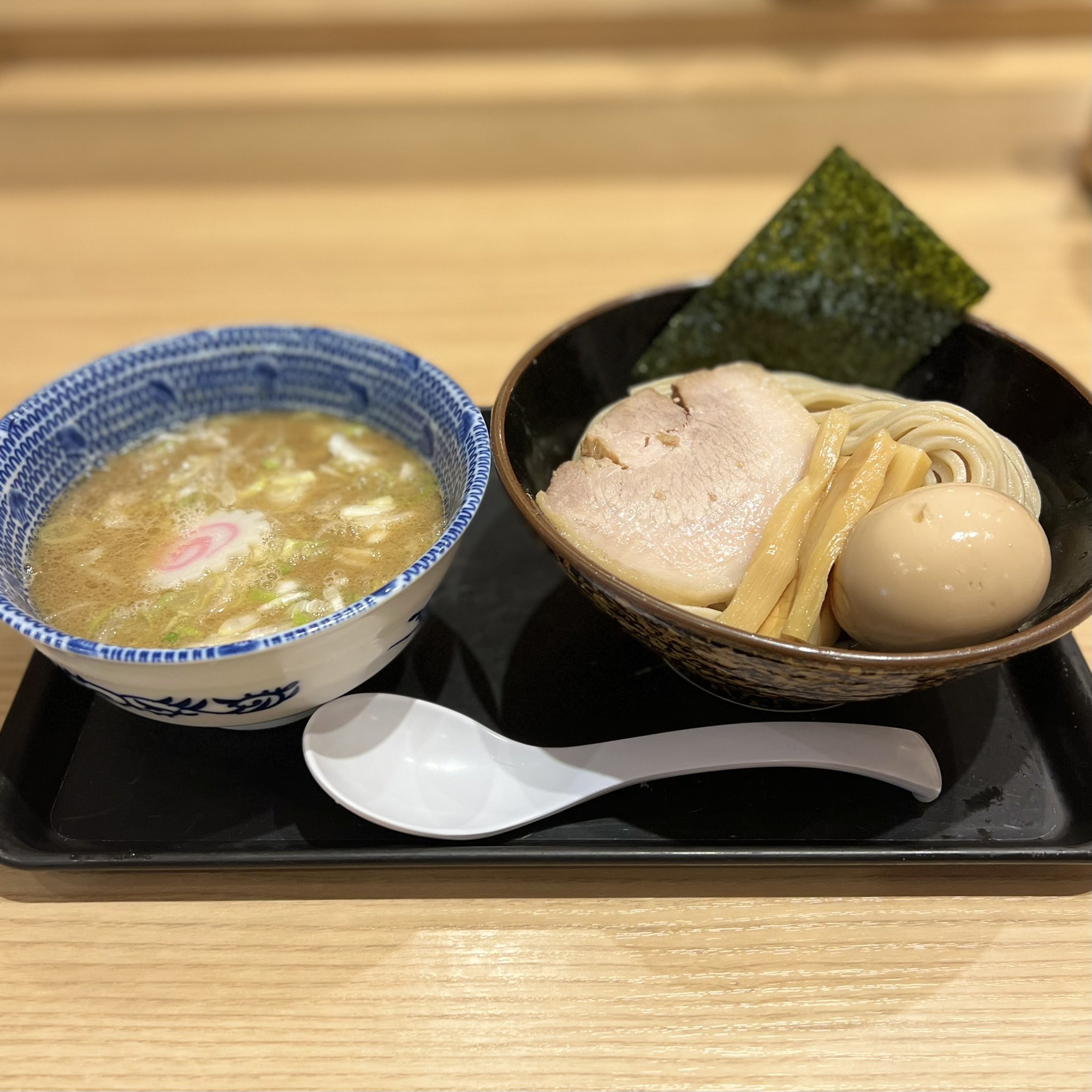 舎鈴 (@tsukemen_sharin) / Twitter