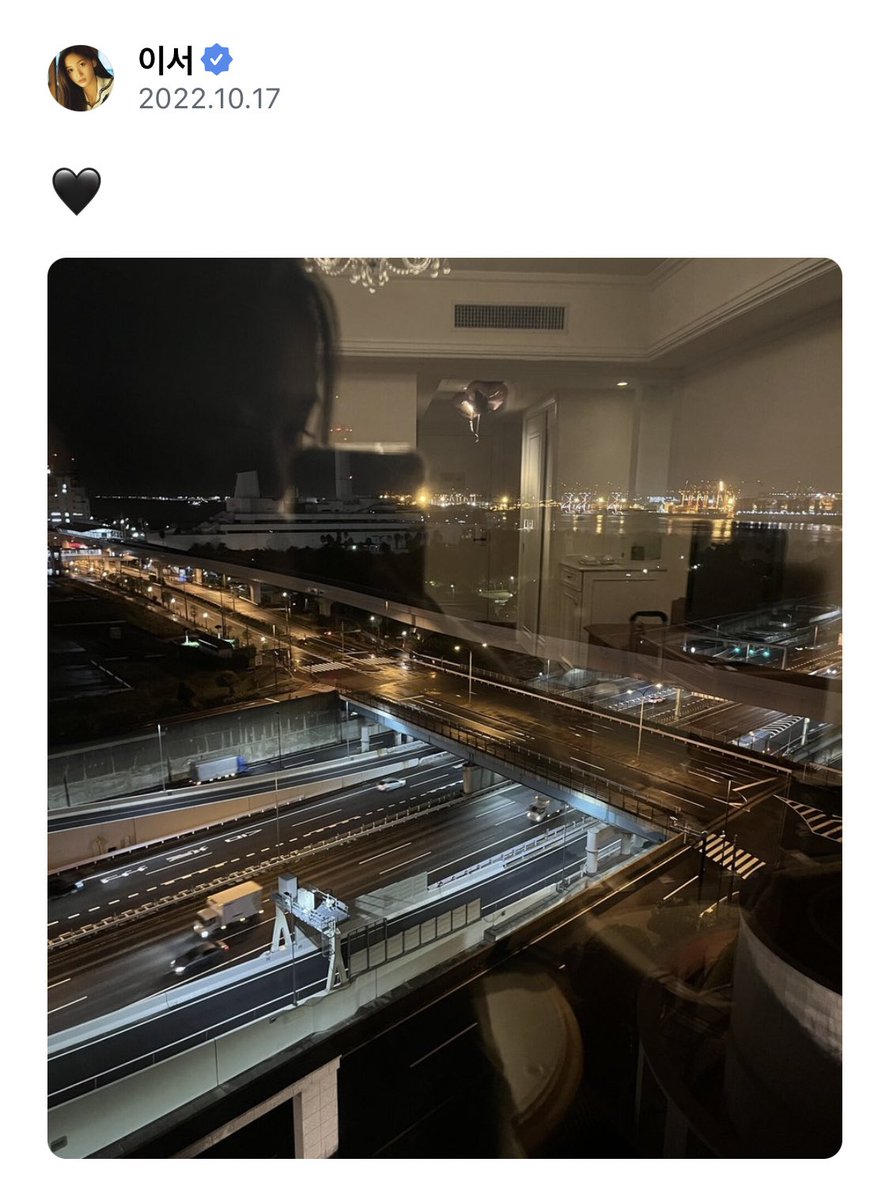 221017 이서 FNS🪐 🖤 🧀 @chee_seo
