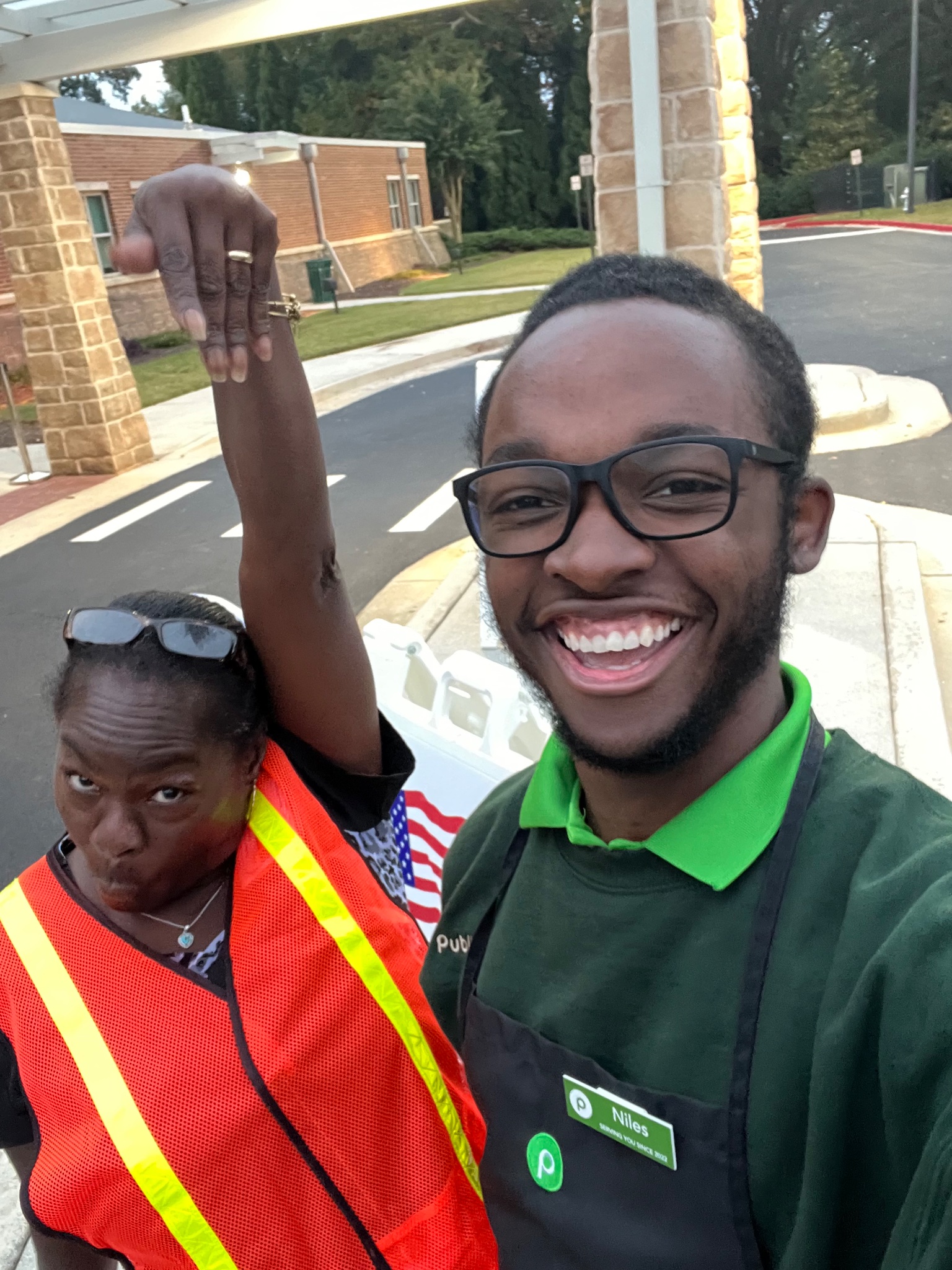 Niles Francis (@NilesGApol) / Twitter