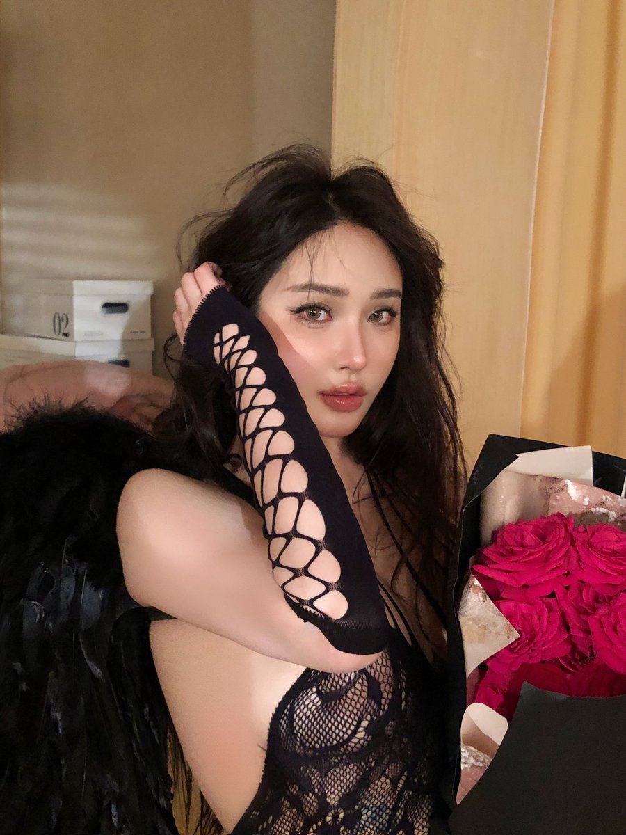 Songyuxin Hitomi On Twitter
