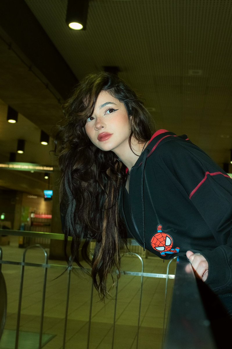 Rissa Brown on Twitter: "Eep! I modeled for my friend @iGumdrop and her new @ebikoUS drop ...