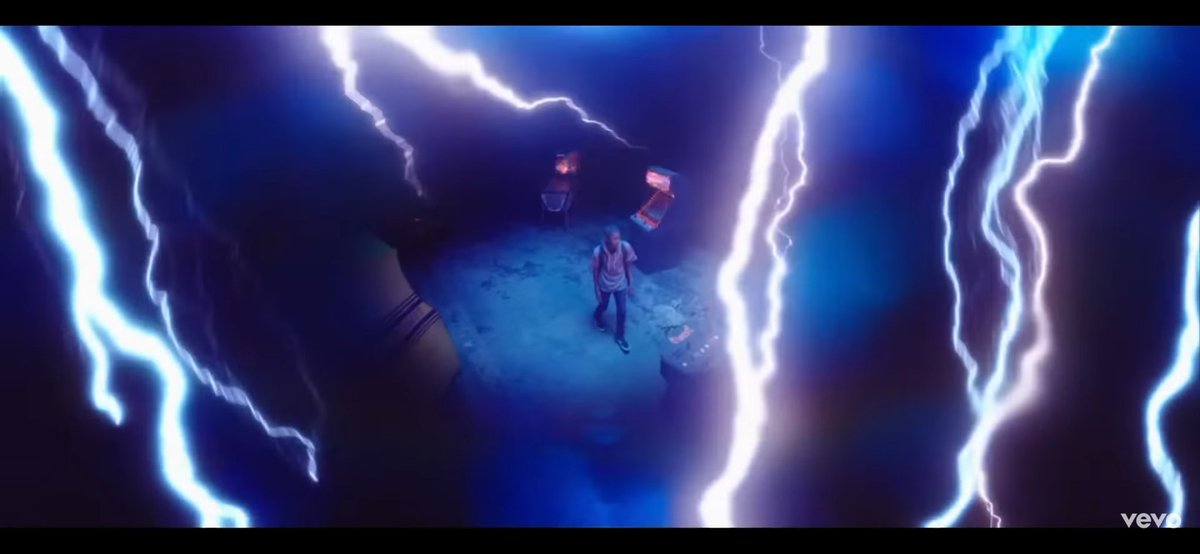 New Juice Wrld Video shows Rev 9 Storm - Portal ⛈️🌀 - Thread from 🧠PsyClops👁 @theNDExperience ...