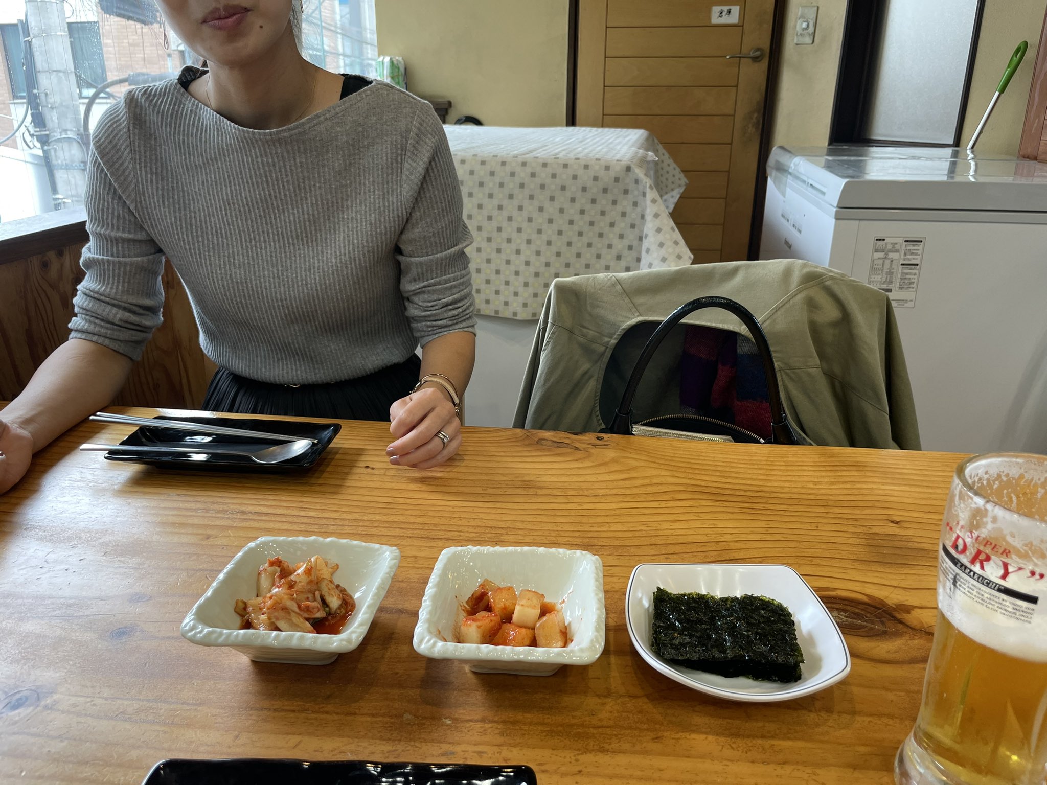 愛妻を寝取られることで興奮する旦那 On Twitter 腹ごなし時間を見越して、早めのランチ。キムチはあまり食うな！と。 この後この妻が