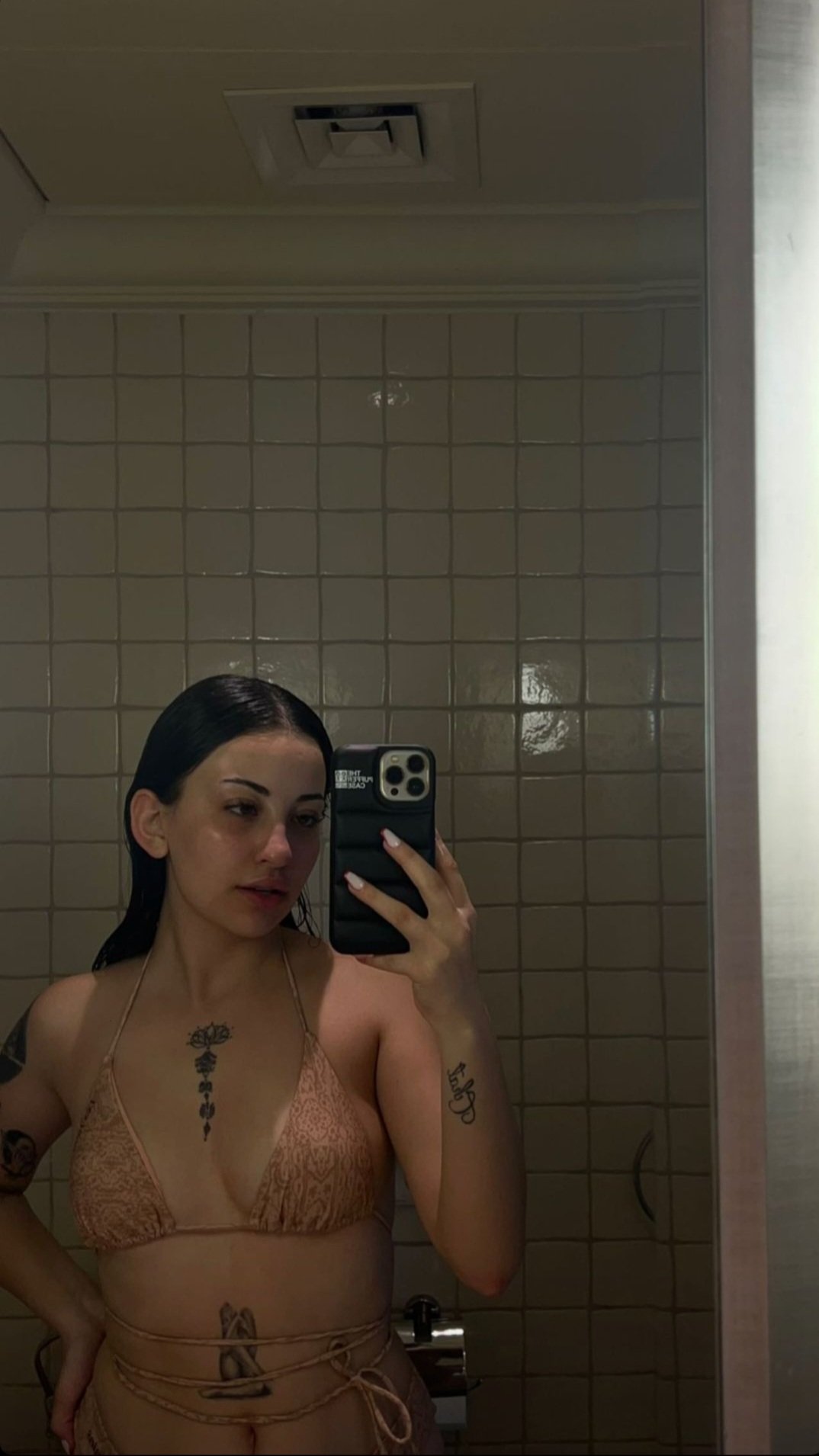 ü n l ü l e r on Twitter: "B U S E K O R K M A Z https://t.co/h0PMXMtXV3" / Twitter