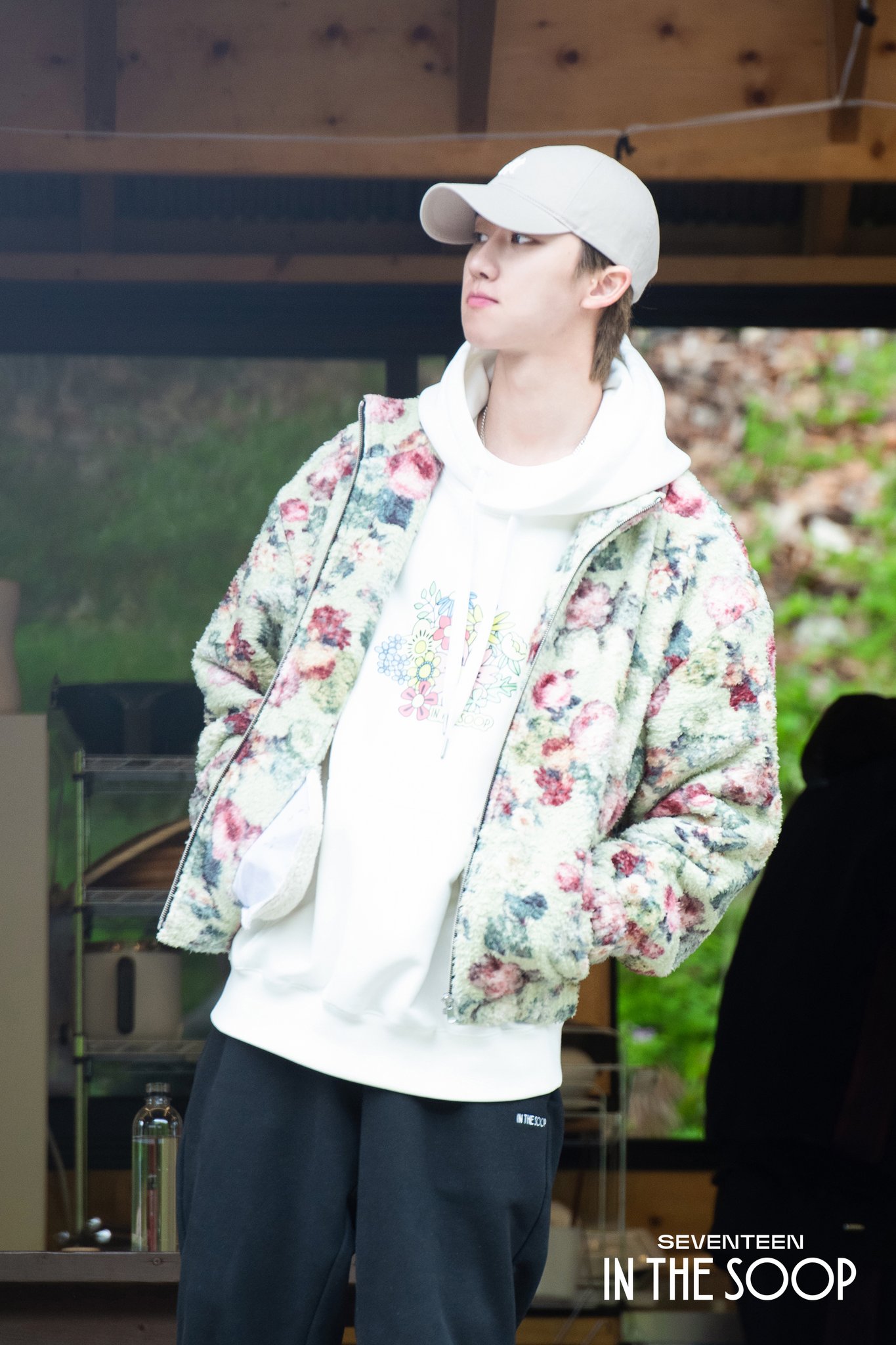 세븐틴(SEVENTEEN) on Twitter: "'SEVENTEEN IN THE SOOP MAKING PHOTOBOOK' PREVIEW Cuts #1 Release [GL ...