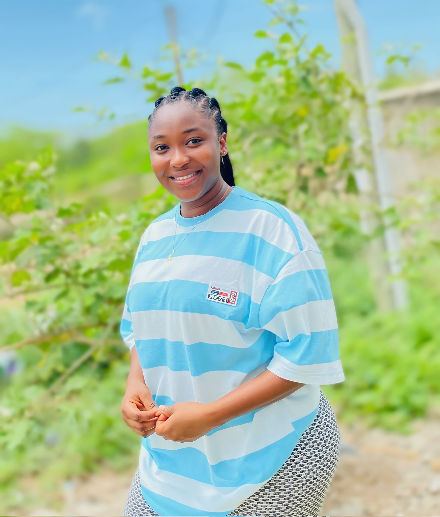 Ama Judith on Twitter: "I still dey search (free agent )💙🤍 https://t.co/ktsow6HZjR" / Twitter