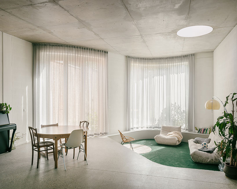 designboom on Twitter: "delicate lines and curves engage in visual play within minimal house in ...