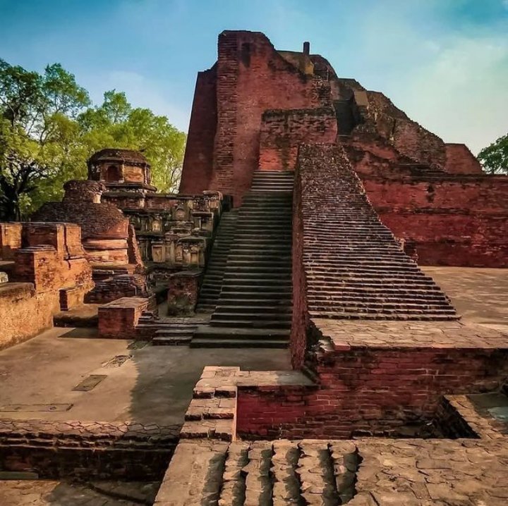 #Thread Presenting a brief information about Nalanda University ...