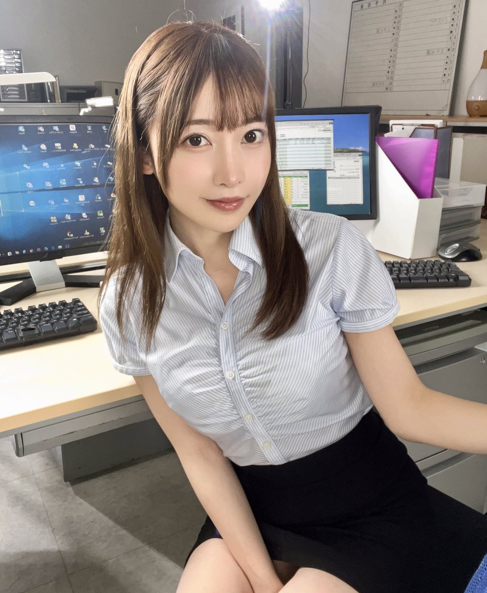 Tre台北國際成人展 On Twitter 這樣上班有辦法認真嗎？ Alice Nanase 七瀬アリス