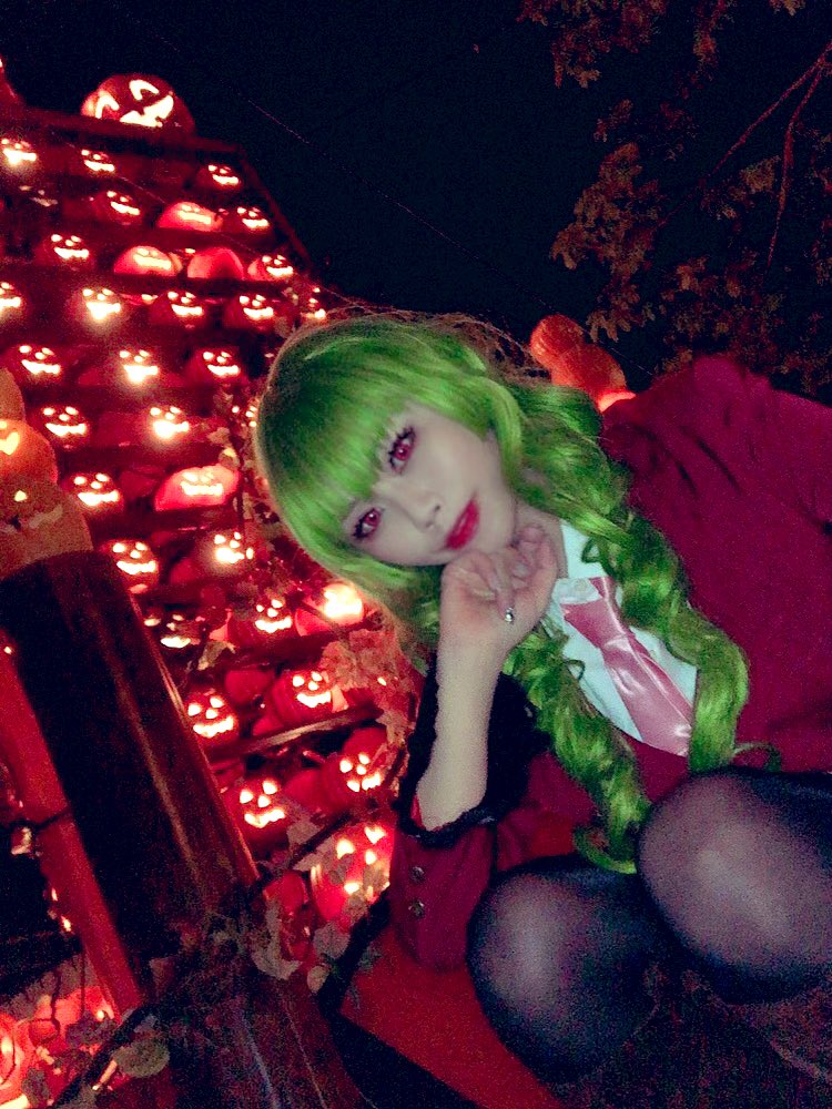Shiki On Twitter レイヤーの初コスと現在を晒す こういう系のタグをみると 意気揚々と参加してしまう! うみねこレヴィアの 本当に初コスとその後!🤗