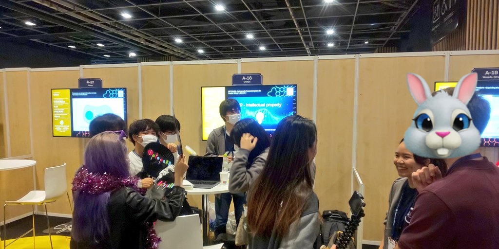 iGEM東大(iGEM UTokyo) on Twitter: "iGEM UTokyoはJudging Sessionを無事終えました！今はブースでチームメンバーが和んでいます！ https ...