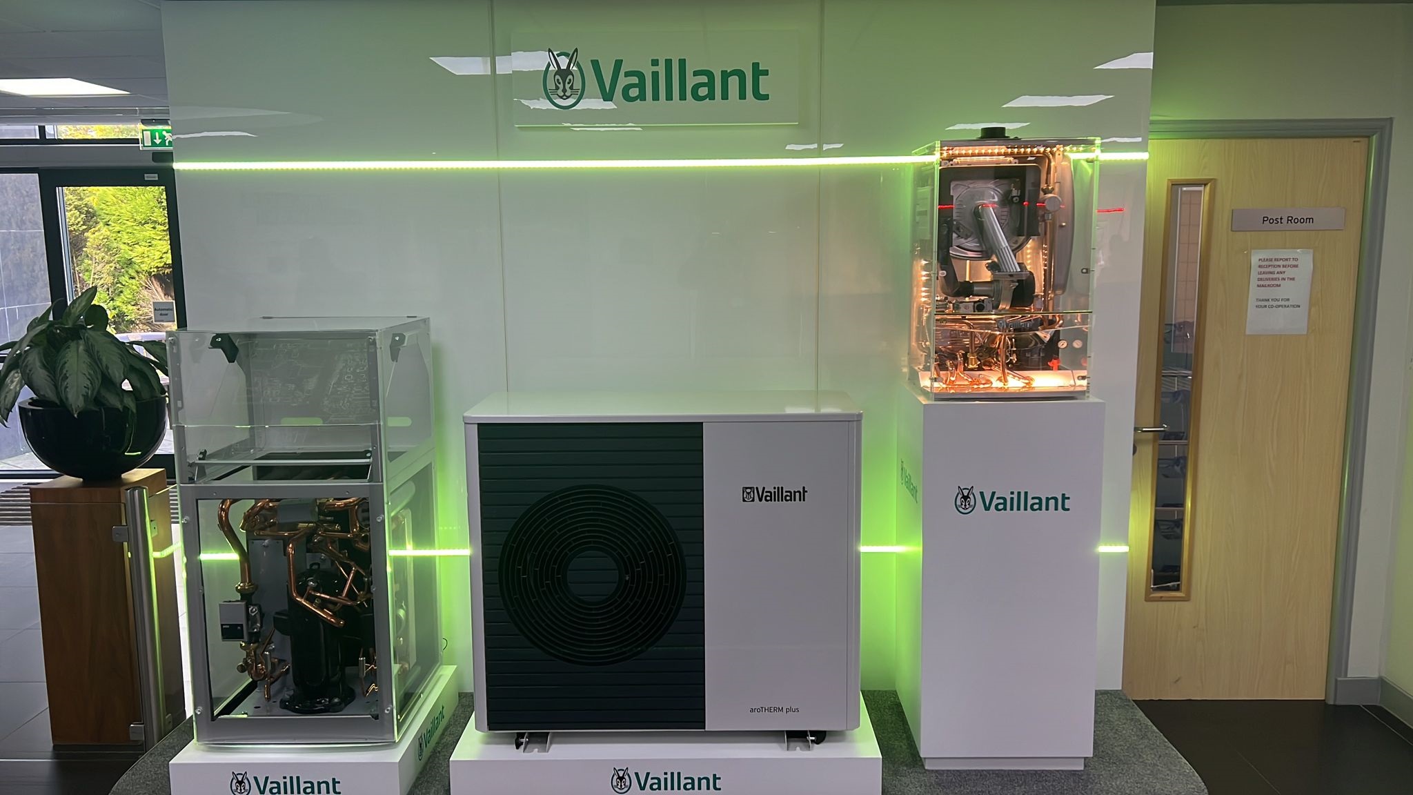 HMS on Twitter: "Thanks to Vaillant Group for the invite to their heat pump launch yesterday ...