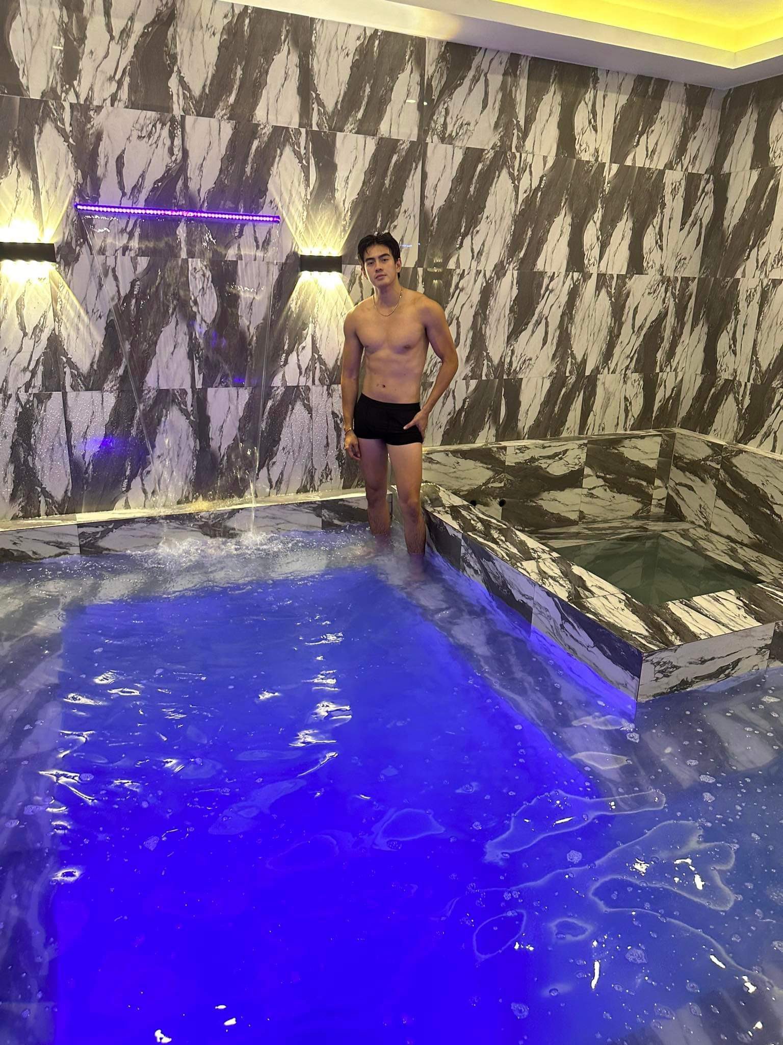 AlphaMassage on Twitter: "Our lifeguard JOVY BEQUILLO making sure we are all set for the ...