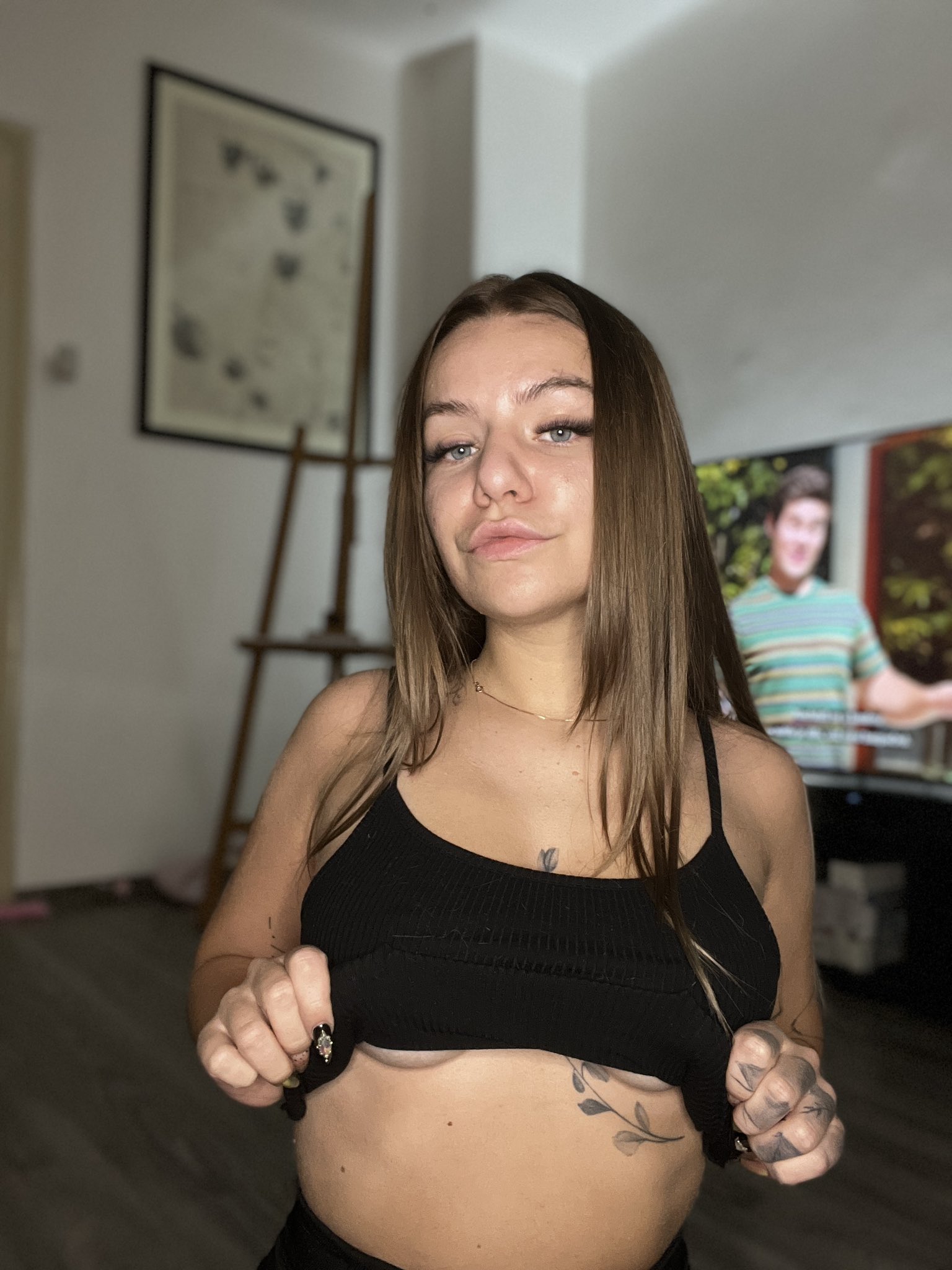 sofie on Twitter: "What is your favorite series what you can watch everyday? I am a modern ...