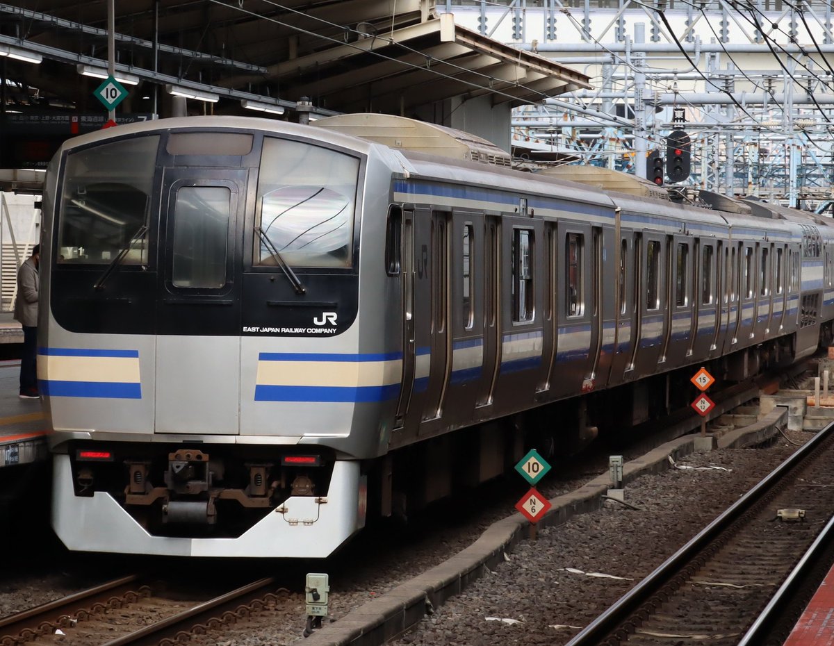 700系好きの鉄オタ on Twitter: "E217系Y1編成の廃車回送が施工。知ってる顔がどんどん消えていく"