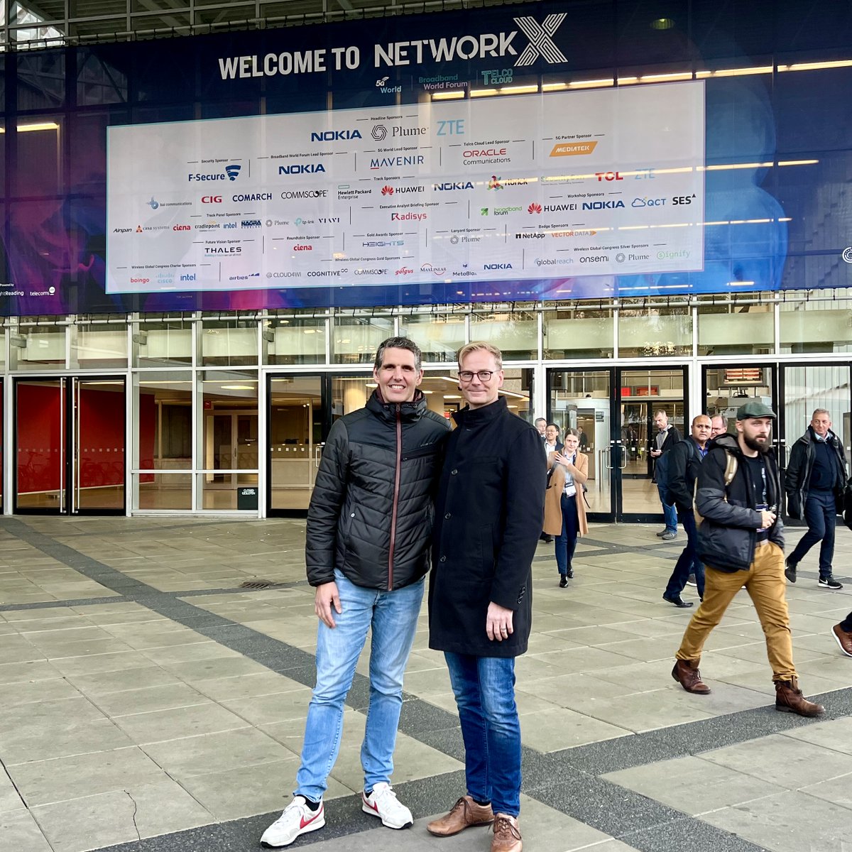 DENT on Twitter: "Team in action at the 5G and Telco Cloud Event #NetworkX https://networkxevent ...