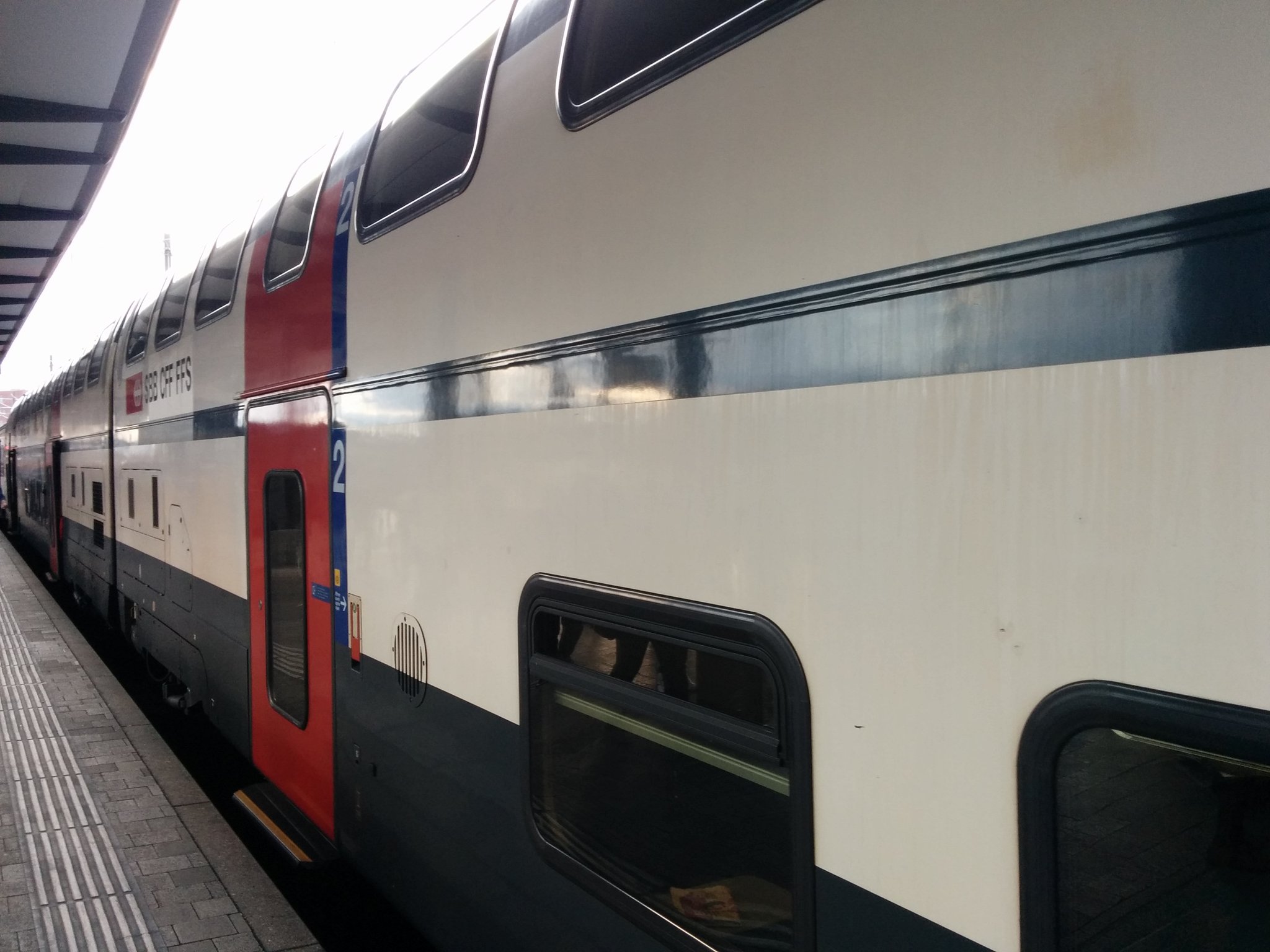 arun vel on Twitter: "TGV Lyria Zurich HB to Paris Gare de Lyon 486 km 4h 4m From EUR 29 PC ...