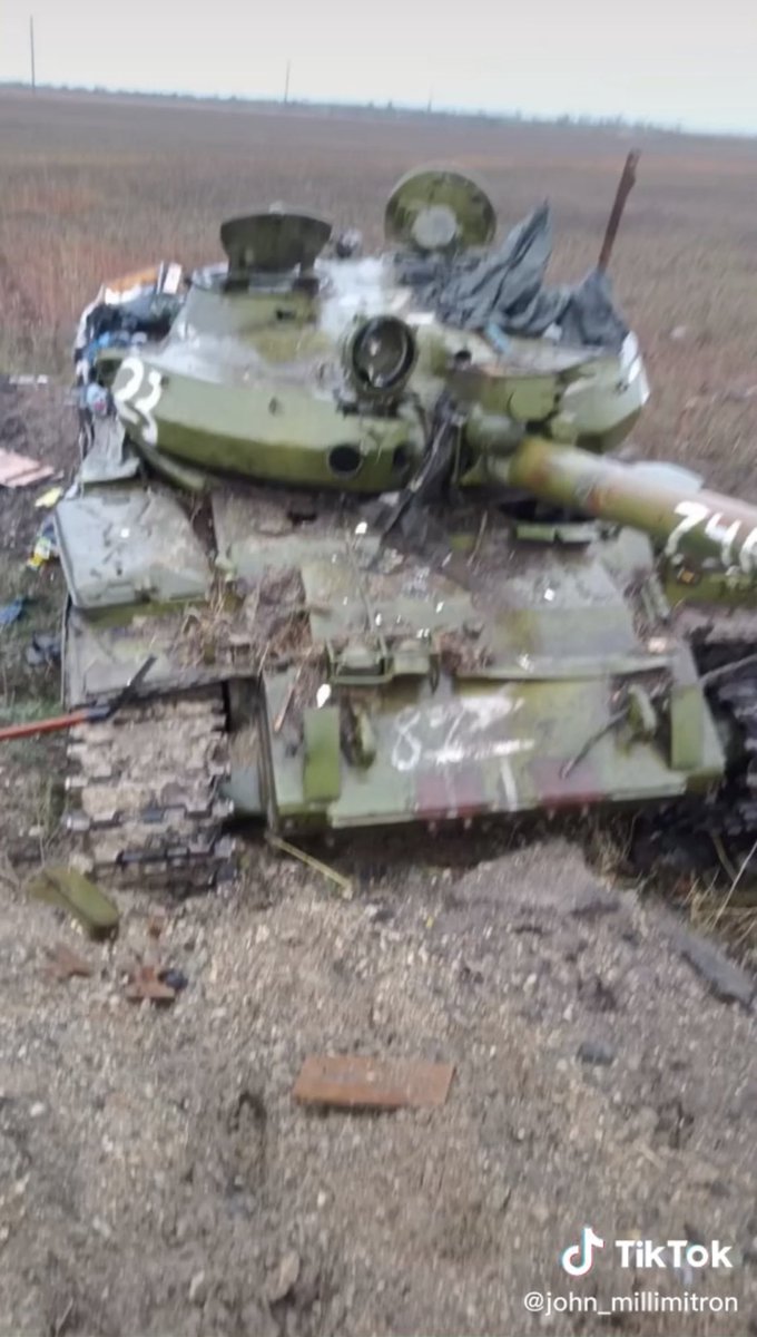 Oryx on Twitter: "RT @RALee85: Photos of a captured Russian T-62M tank, K-43269 Vystrel, and ...