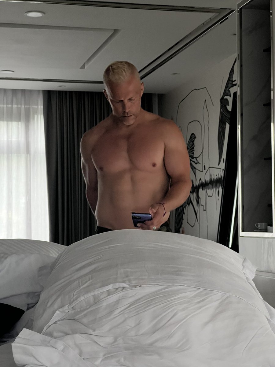 Scott Blokker on Twitter: "ZADDY mode…."