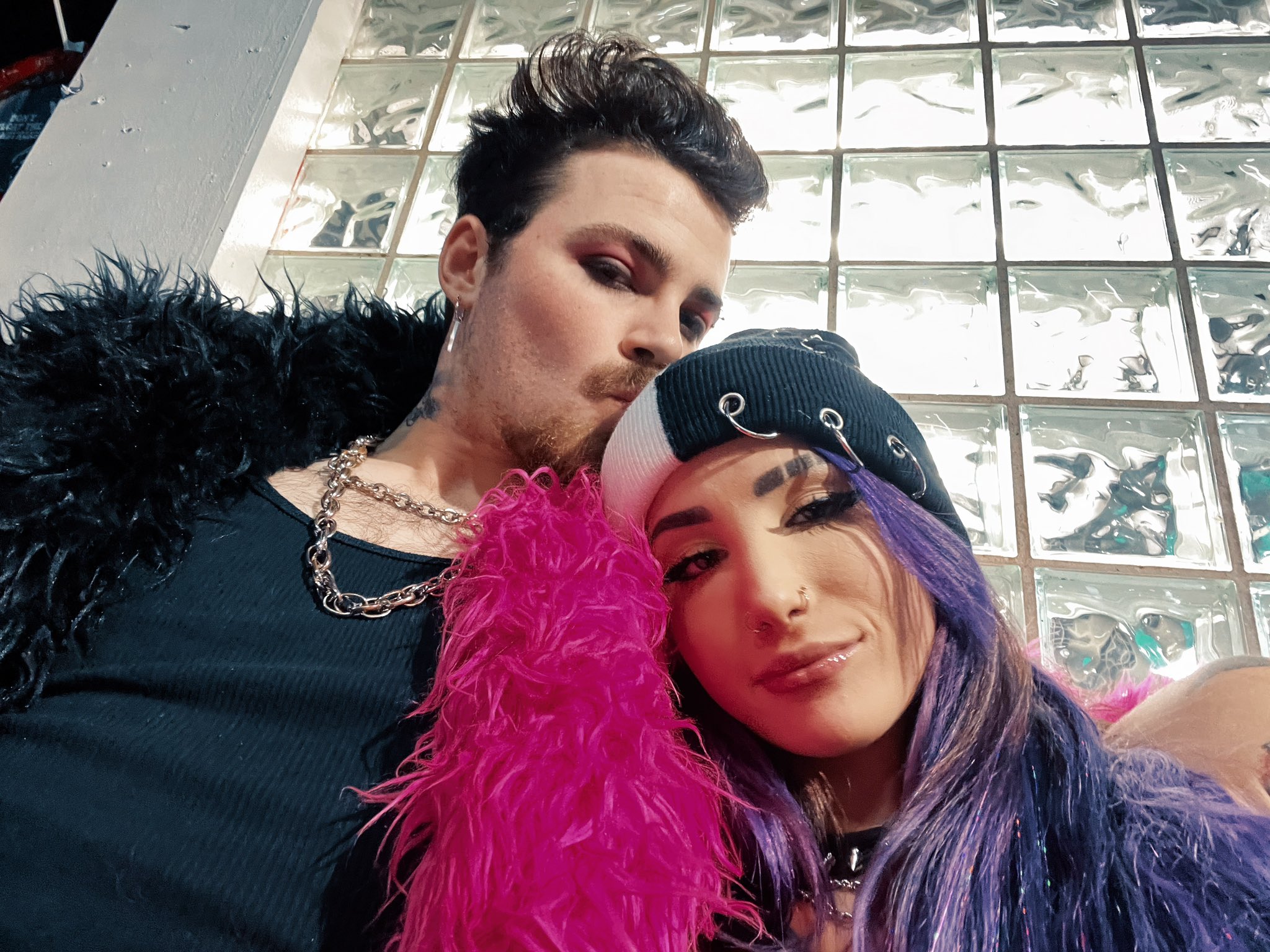 TW Pornstars - 2 pic. HEYGRIMY (Logan Xander). Twitter. Ur mom & dad ...