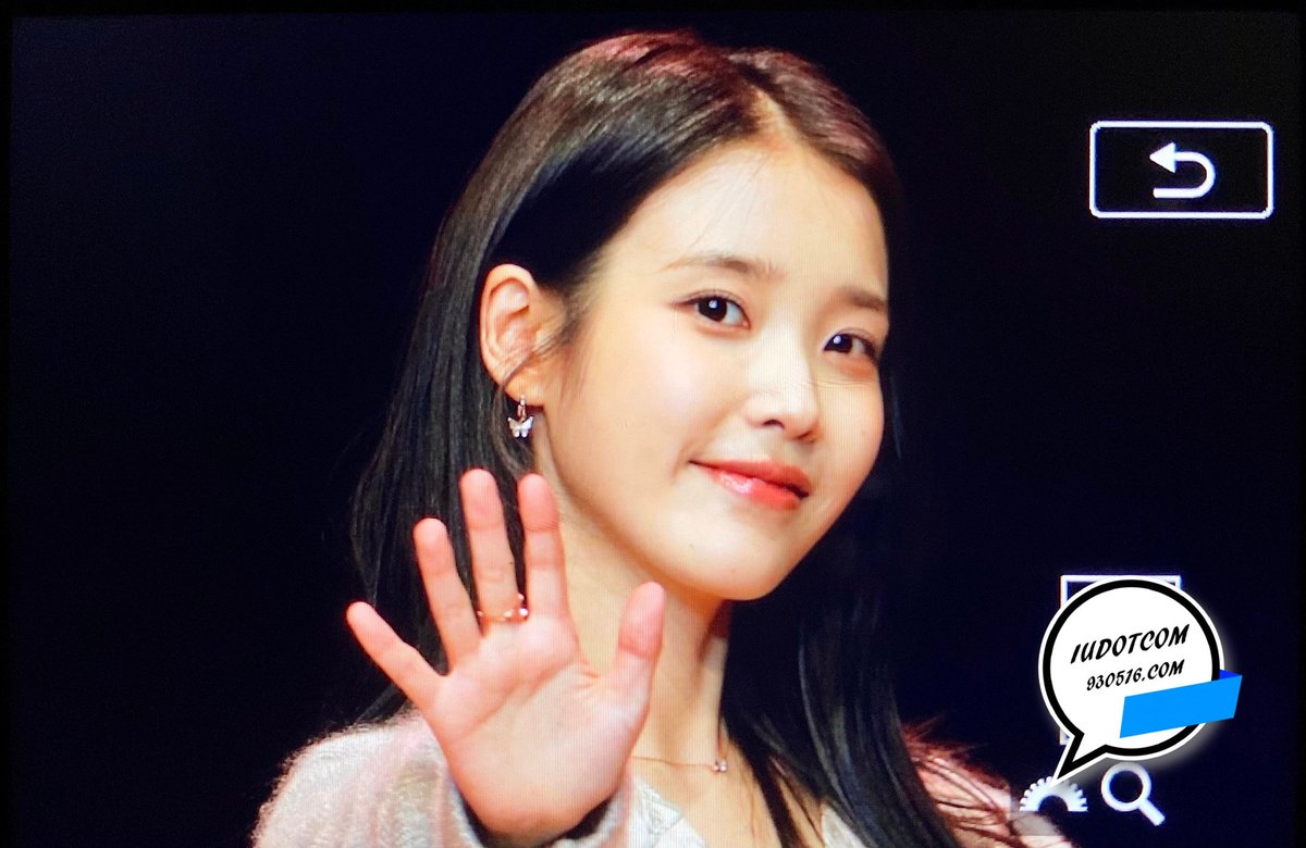 아이유가 참 좋은 아이유닷컴 on Twitter: "[22.10.20] 그날엔 Restart 캠페인 행사 #아이유(@lily199iu) #iu 직찍 프리뷰1 by.아이유닷컴"