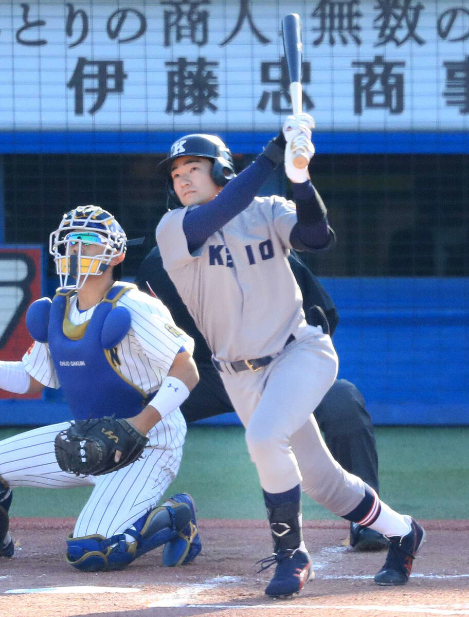 スポーツ報知 巨人取材班 on Twitter: "【ドラフト】巨人2位指名は慶應大学・萩尾匡也外野手 ヤクルト・村上宗隆の元好敵手…今年9本塁打と急成長 https://hochi.news ...