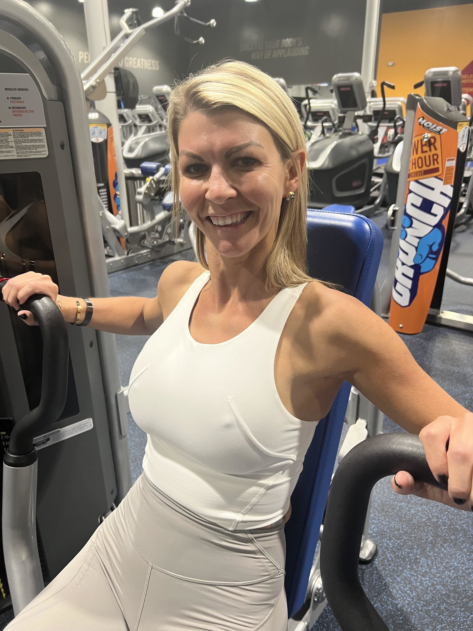 Tw Pornstars Moms Nextdoor Twitter Gym Mommy Do I Look Pretty Hot
