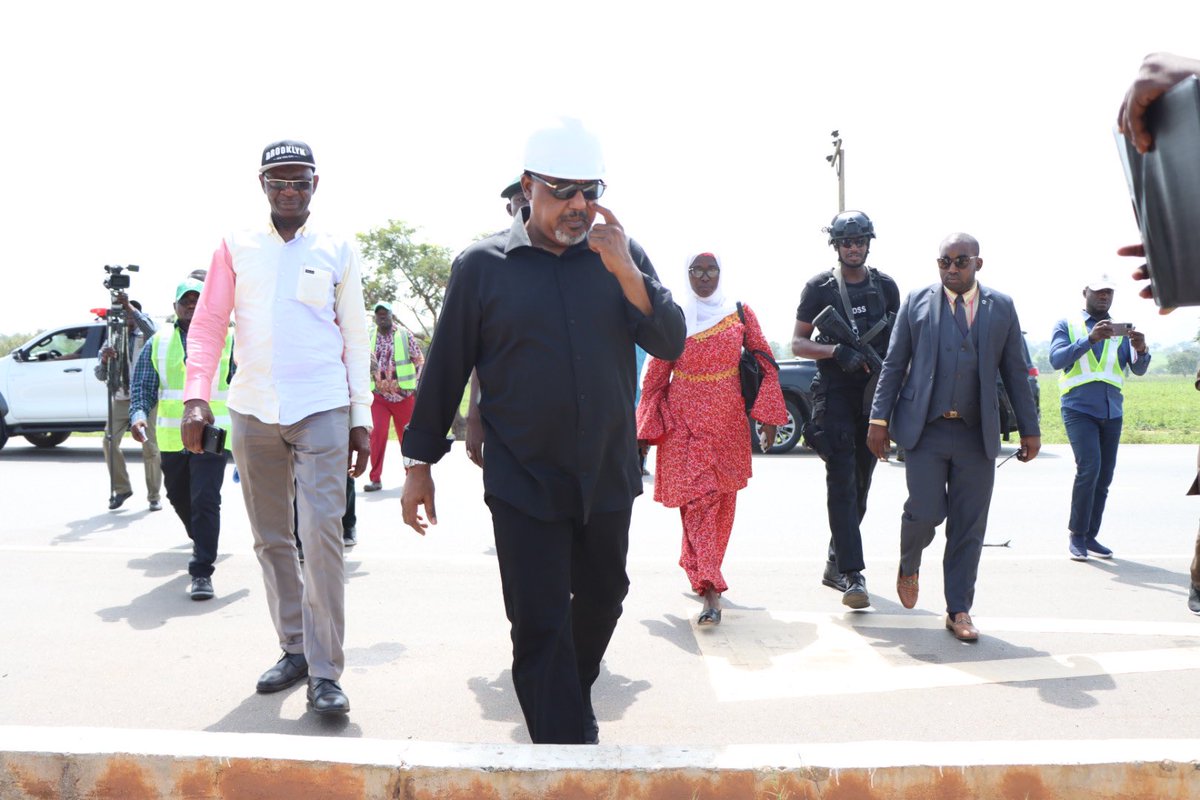 Federal Ministry of Works & Housing on Twitter: "The Honourable Minister of State, Federal ...