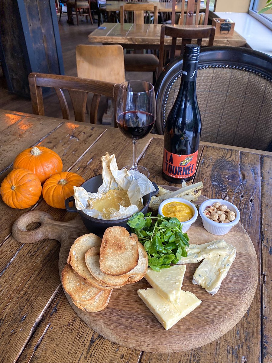 Chequers Inn | Best beer garden by the River Avon in Hanham Mills, Bristol