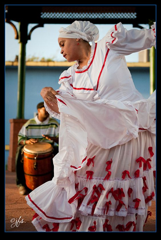 Traditional Puerto Rican Dress For Women
