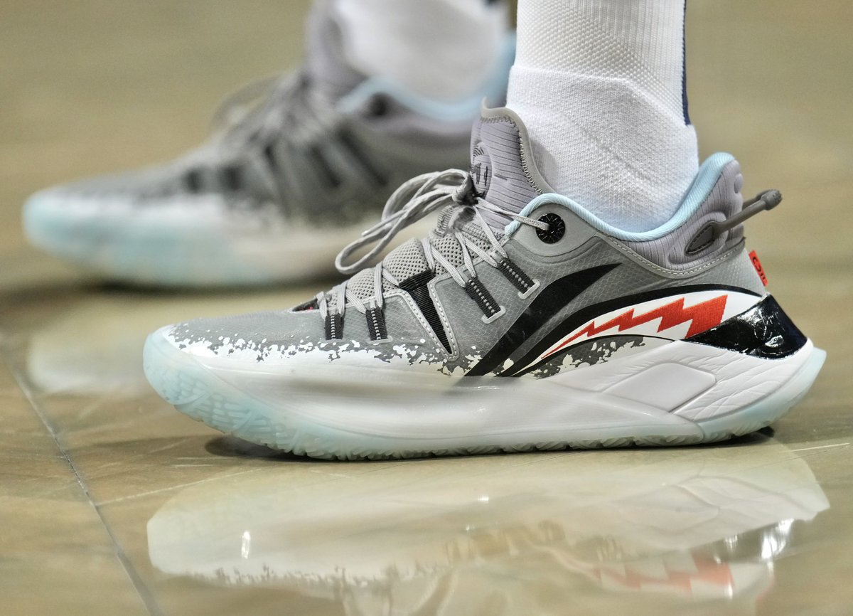 Hyperdunk 2022 Customized