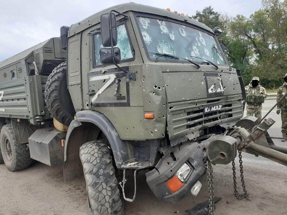 Rob Lee on Twitter: "An armored Russian KamAZ-5350 truck with a MM-501/502 armored troop ...