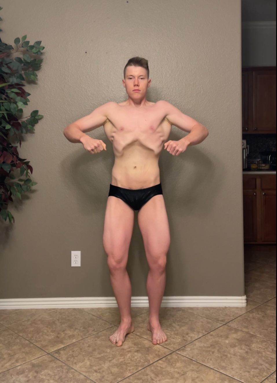 Muscle Potential on Twitter: "Evan (@evanwelle_324) is looking great in his @MusclePotential # ...