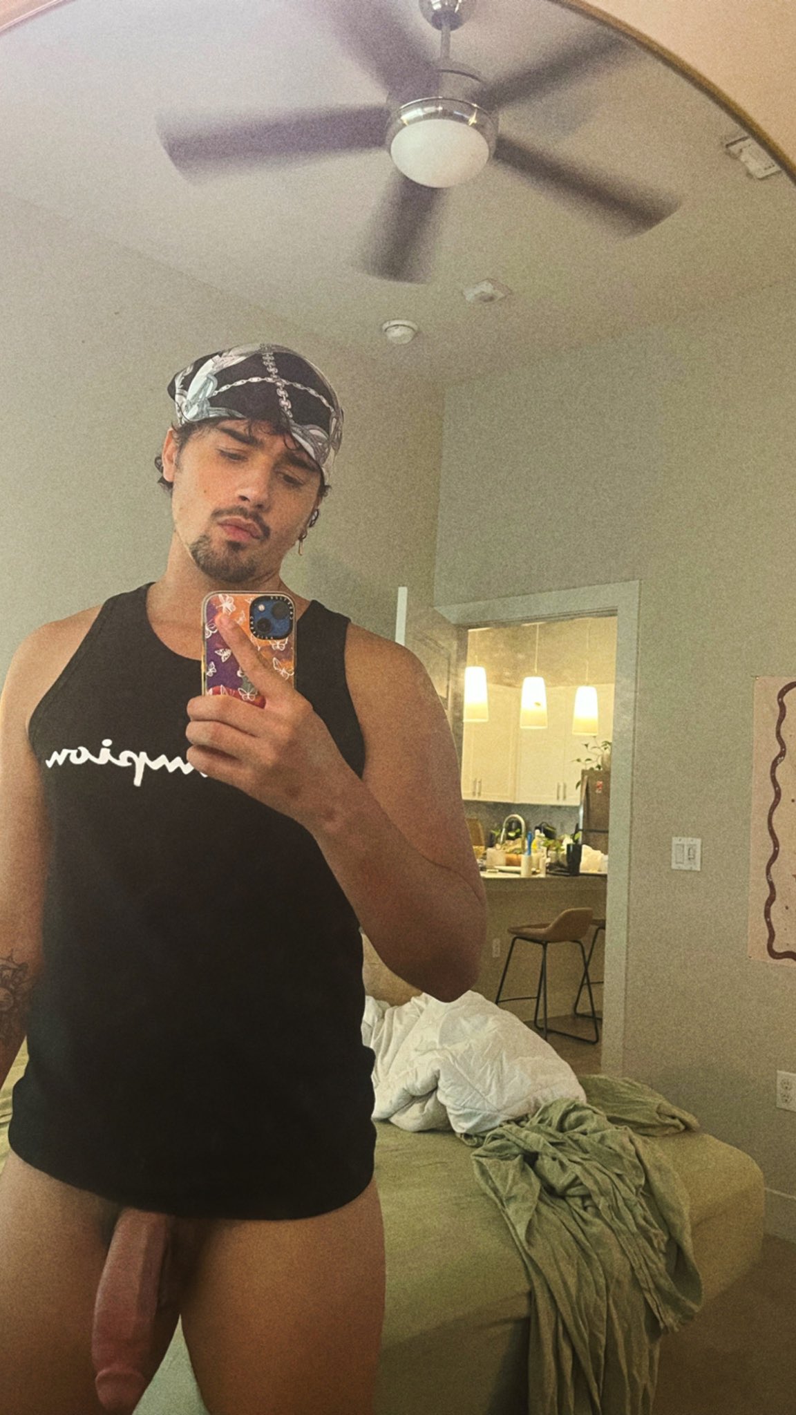 mitchy on Twitter: "open for a surprise https://t.co/NPKivJox5n" / Twitter