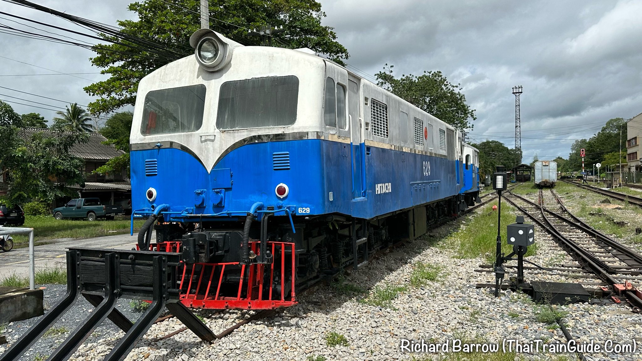 Thai Train Guide 🇹🇭 on Twitter: "Hitachi Diesel Electric locomotive No. 629 from Japan on ...