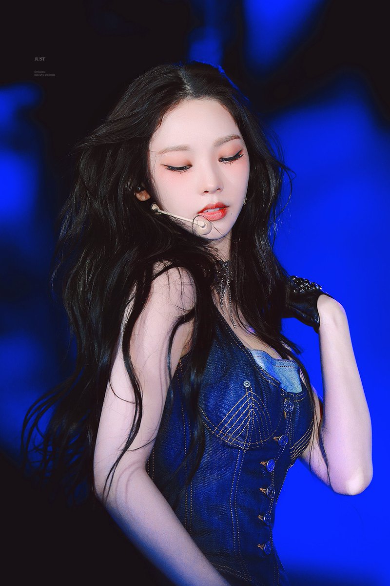 KARINA GLOBAL UNION on Twitter: "[Bilibili] Karina’s Illusion Fancam from KAMP LA is trending on ...