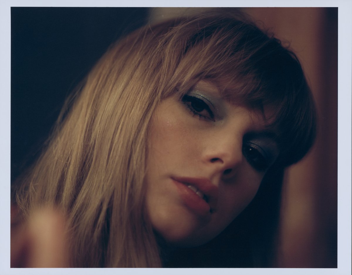 Taylor Swift Spotify Visuals/Canvas A thread; - Thread from Taylor ...
