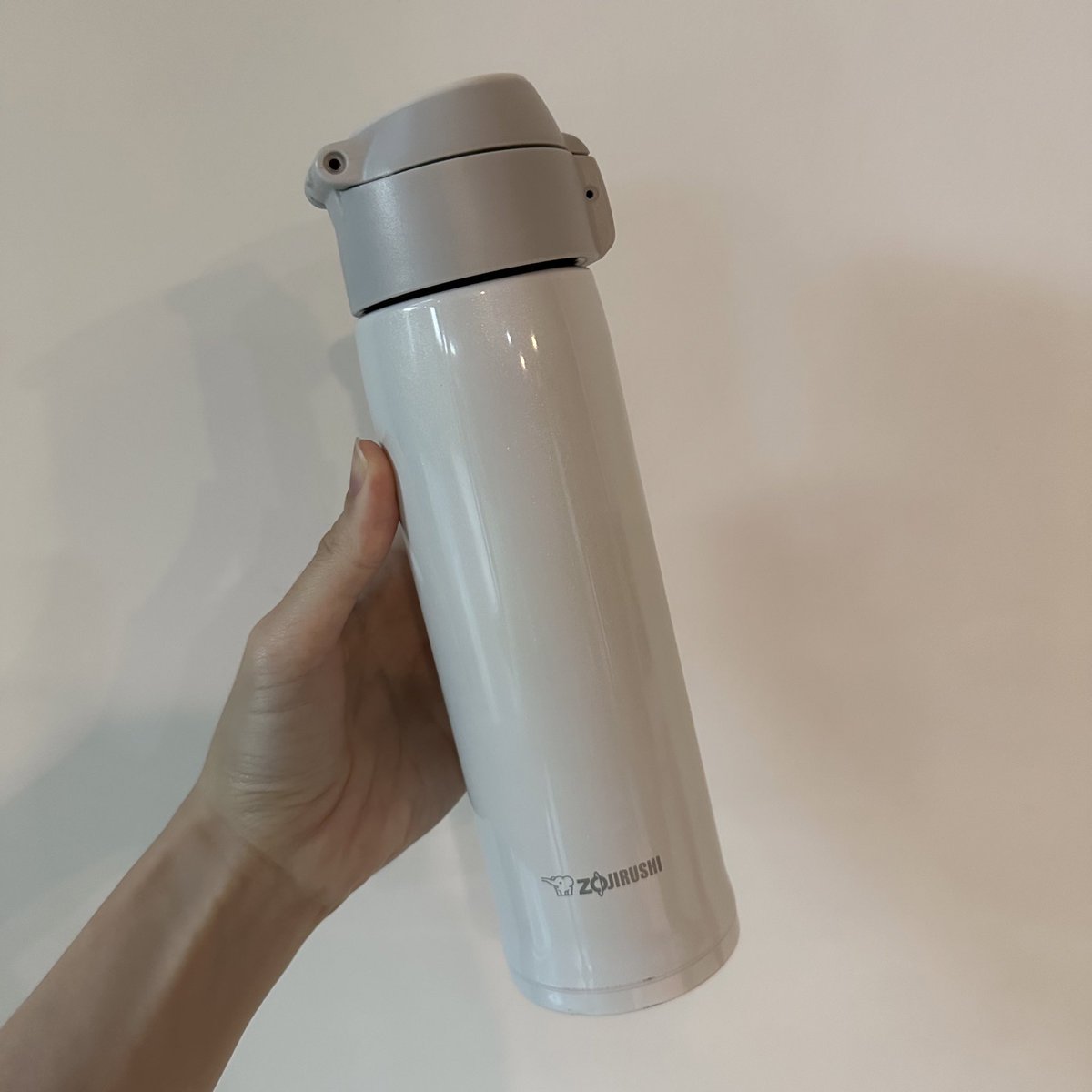 tamjaichunbkk on Twitter: "อันนี้จริงๆเป็นของแม่ tumbler ของ zojirushi จุดเด่นของแบรนด์นี้คือถ้า ...