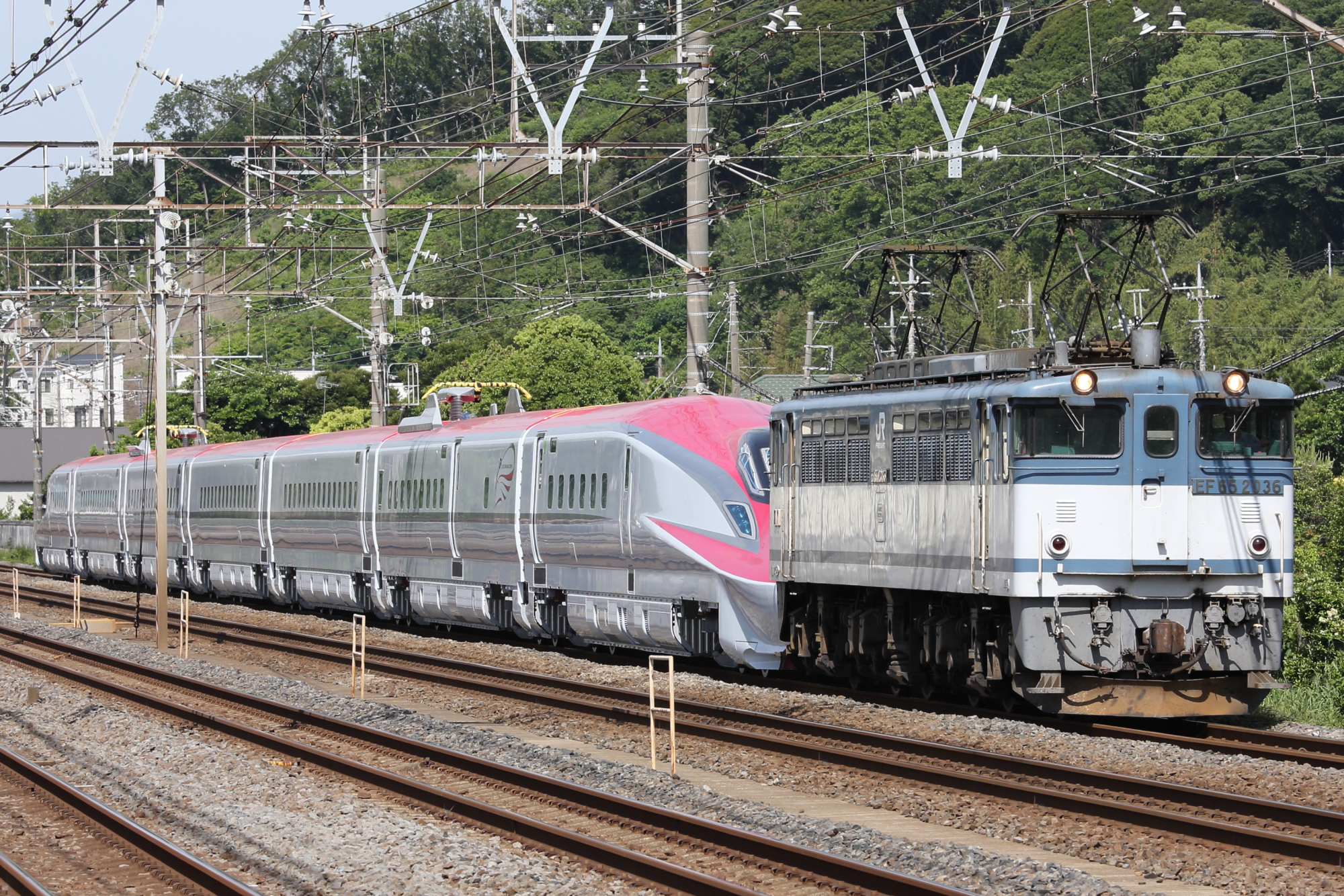 かわつる on Twitter: "地震で廃車になったE6系Z9編成、甲種輸送1本目の車両だったんですね。 普段は甲種に興味のない私も、このときはデカパンのPF2036号機が登板とあって ...