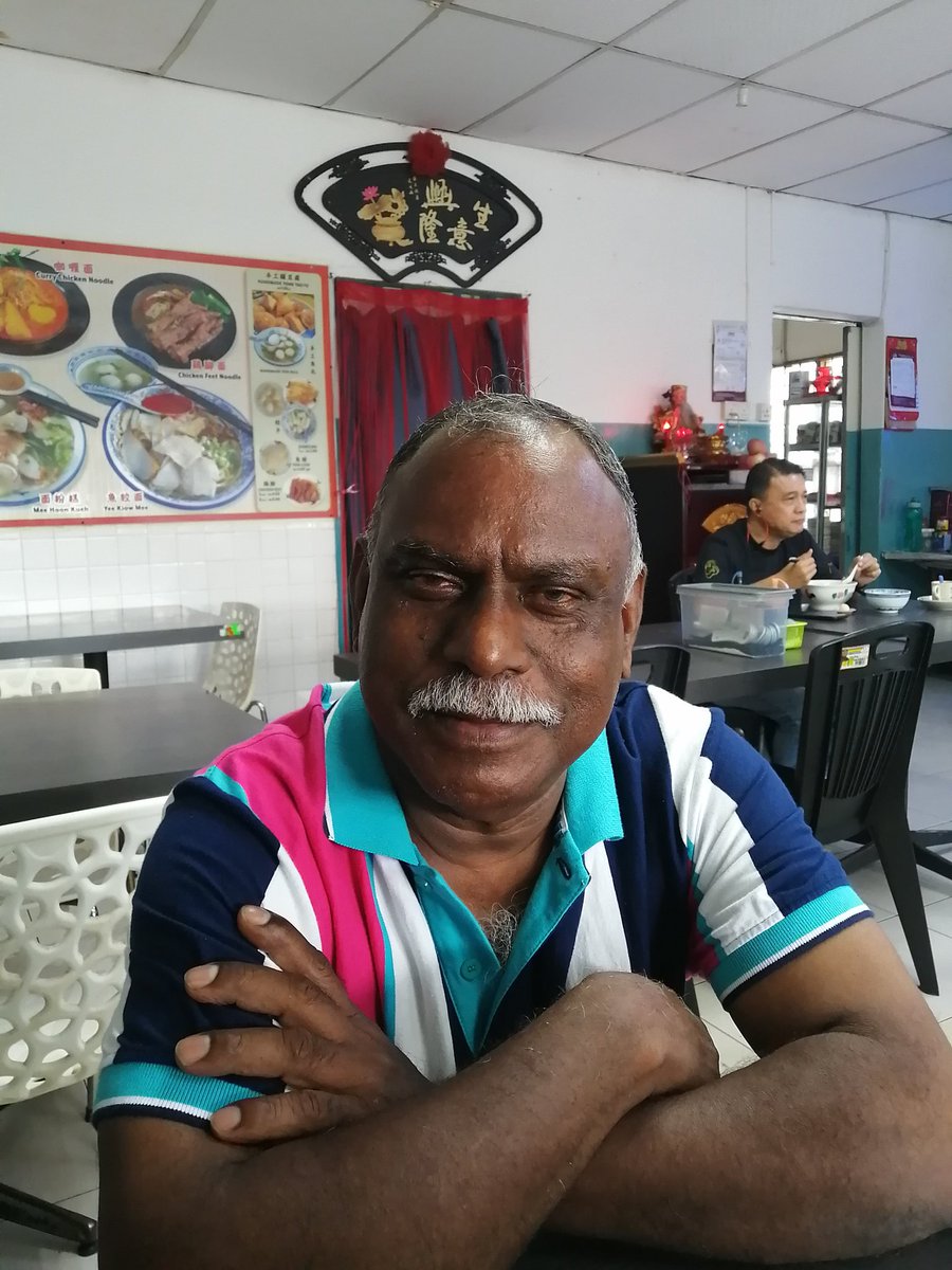 Selenurrr 🧕🏻🌙 on Twitter: "RT @VickRama1: Anybody knows this gentleman? Somethings we don't read ...