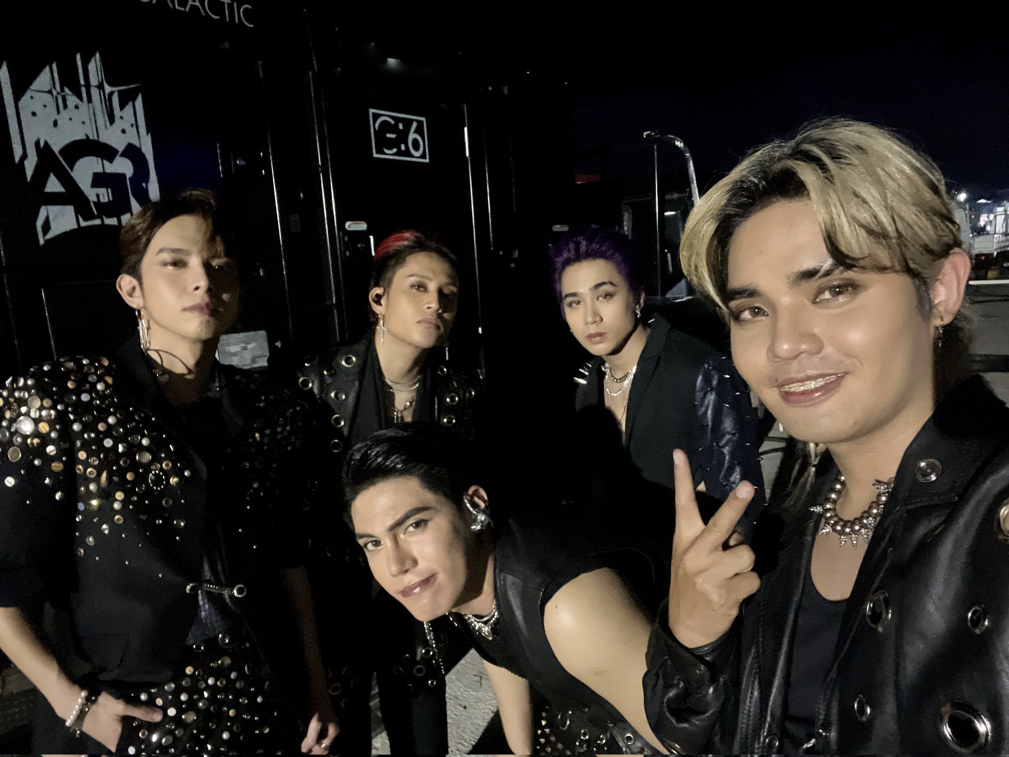 SB19 Official 🇵🇭 on Twitter: "And that's a wrap! 🎶 Hope y'all enjoyed SB19 and all the K-pop & P ...