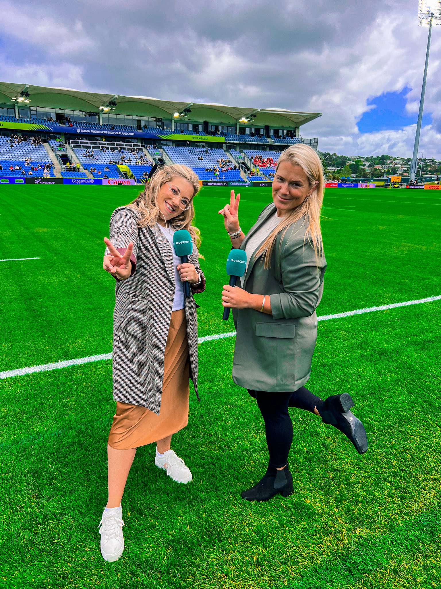 Laura-Jane Jones on Twitter: "Sun is out, peace and pout in Whangarei for the final weekend of # ...