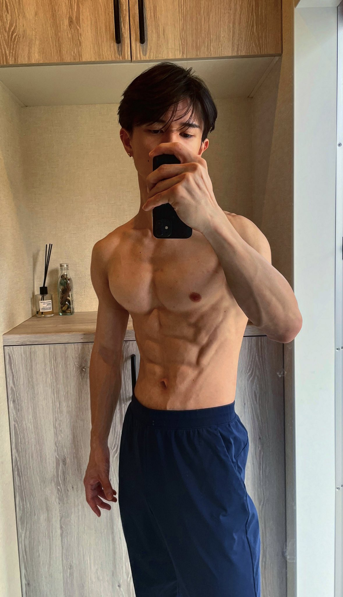 TAICHI/たいち on Twitter: "☀️ボディチェック ︎ 朝メニュー テーマ 懸垂のバリエーション コンパクト懸垂 6rep ×5set フルレンジ懸垂 4rep 5rep ...