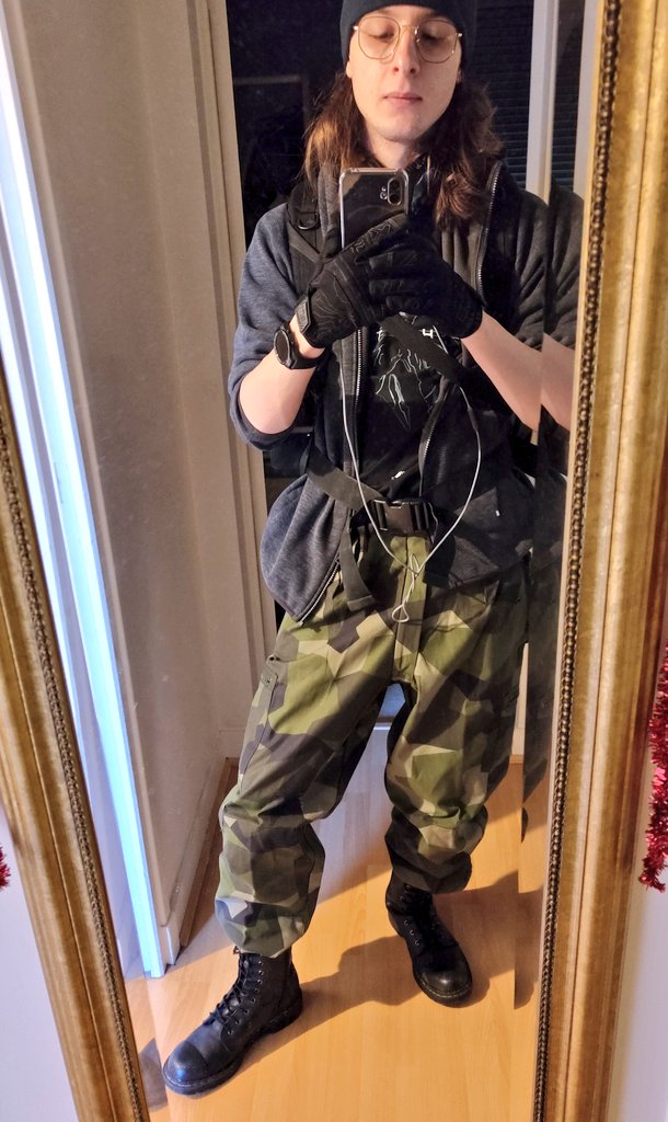 V4R4N on Twitter: "Hey hey butch Camo Delta here https://t.co/mBGxKKdEDM" / Twitter